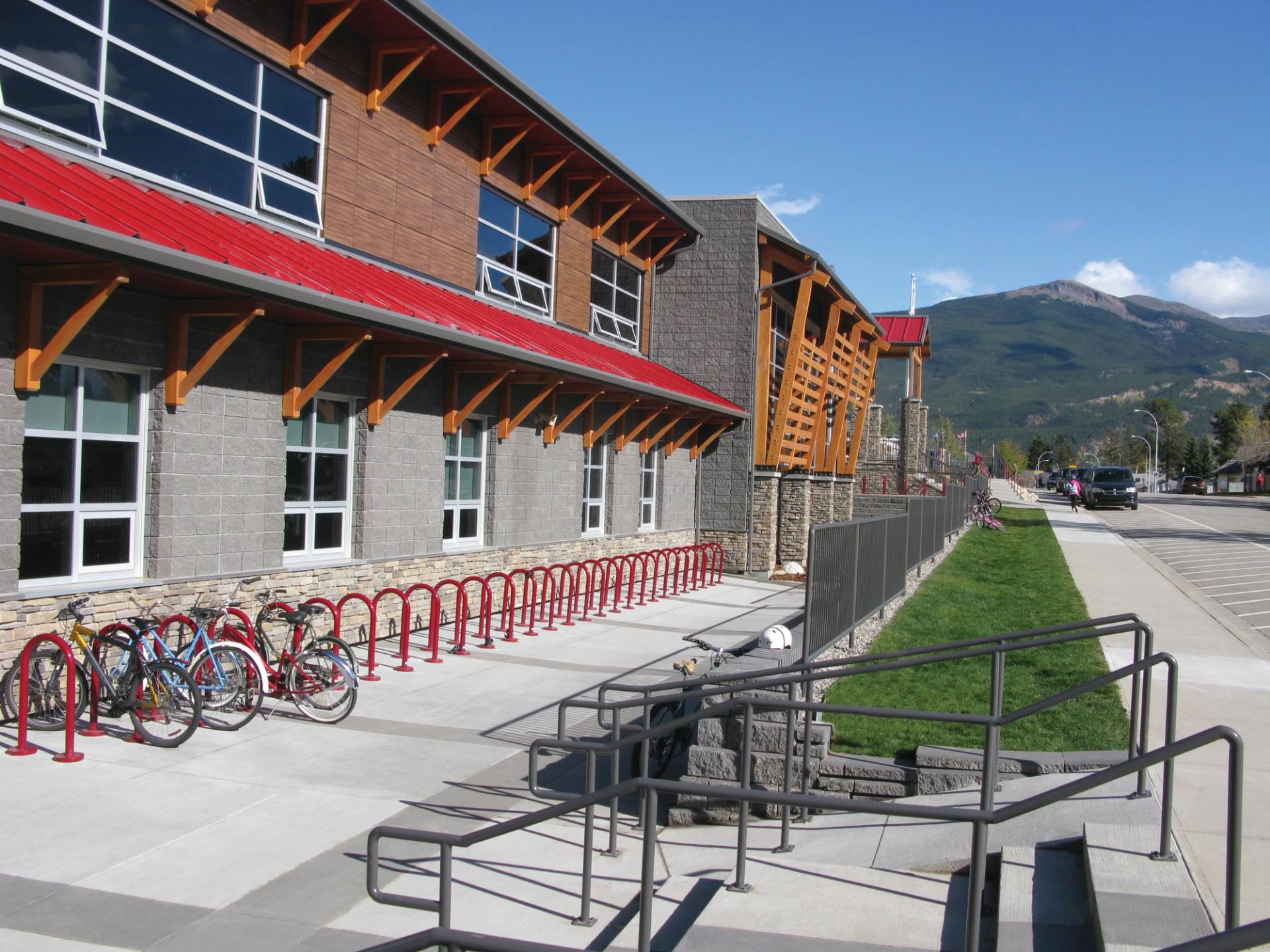 Jasper Junior/Senior High School – Ecole Desrocher (Bridging Consultant ...