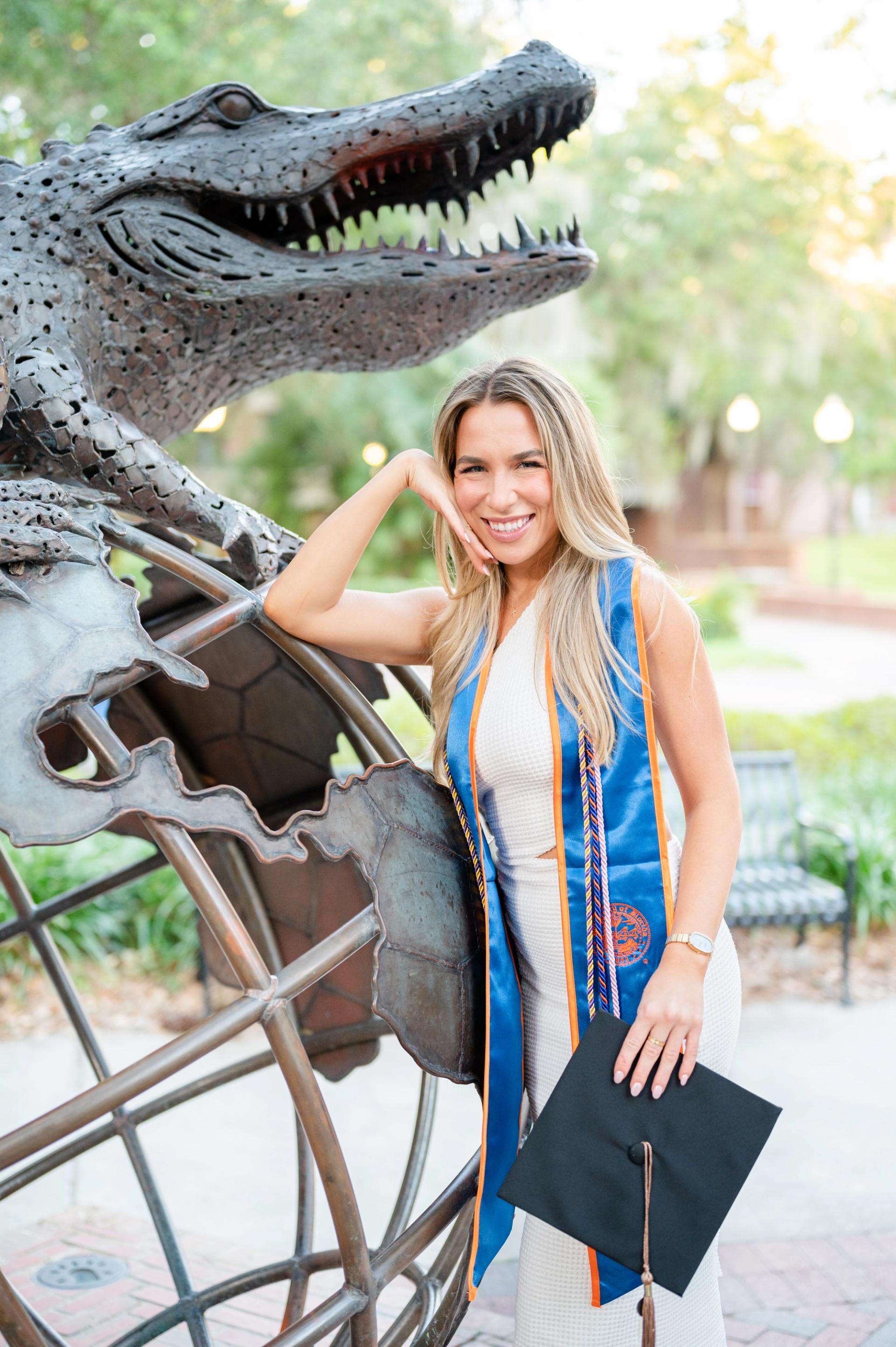 Top 5 UF Grad Photo Locations - Caitlyn Cacioppo Photography
