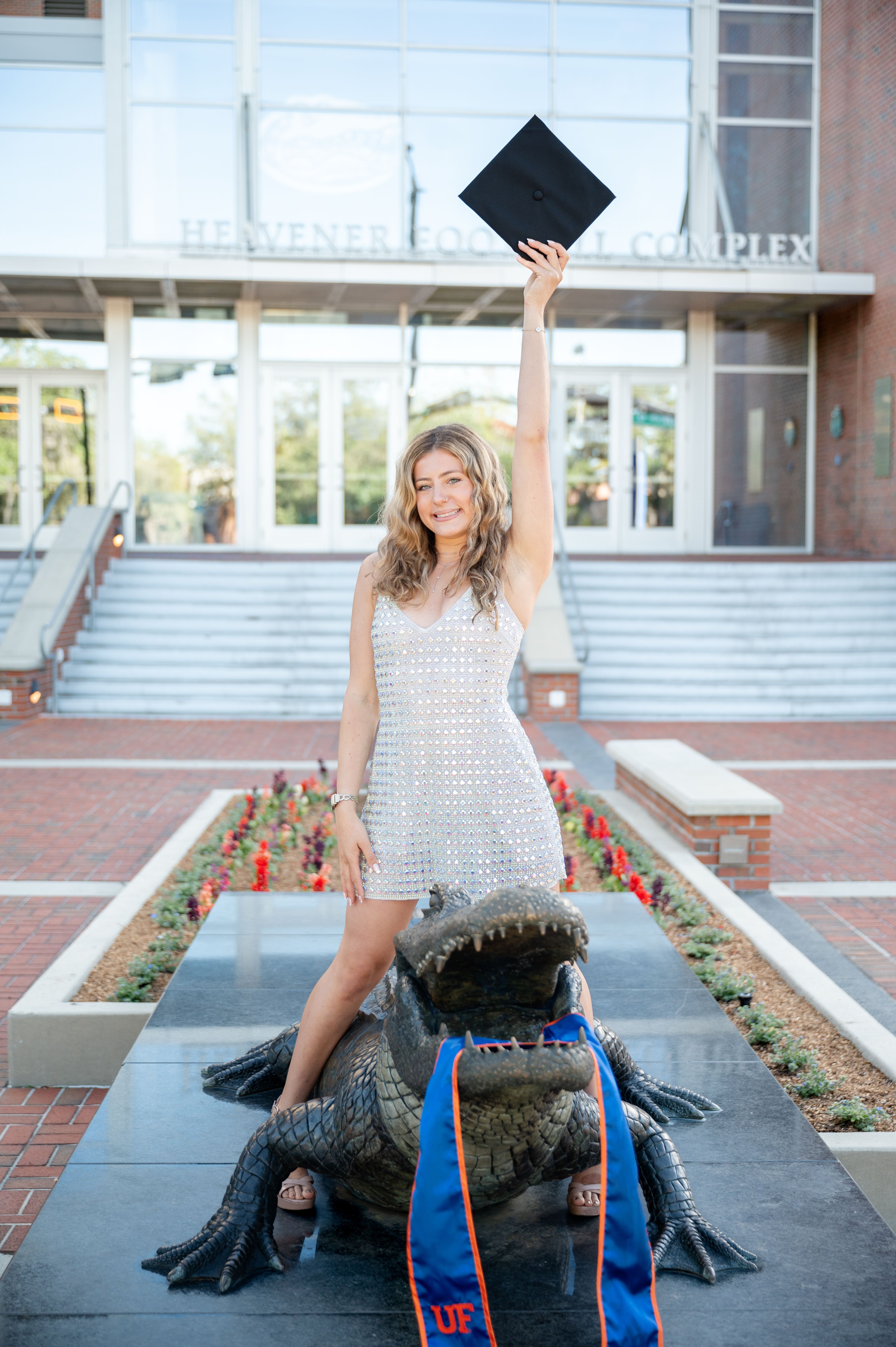 What To Wear For Your UF Grad Photo Session - Caitlyn Cacioppo Photography