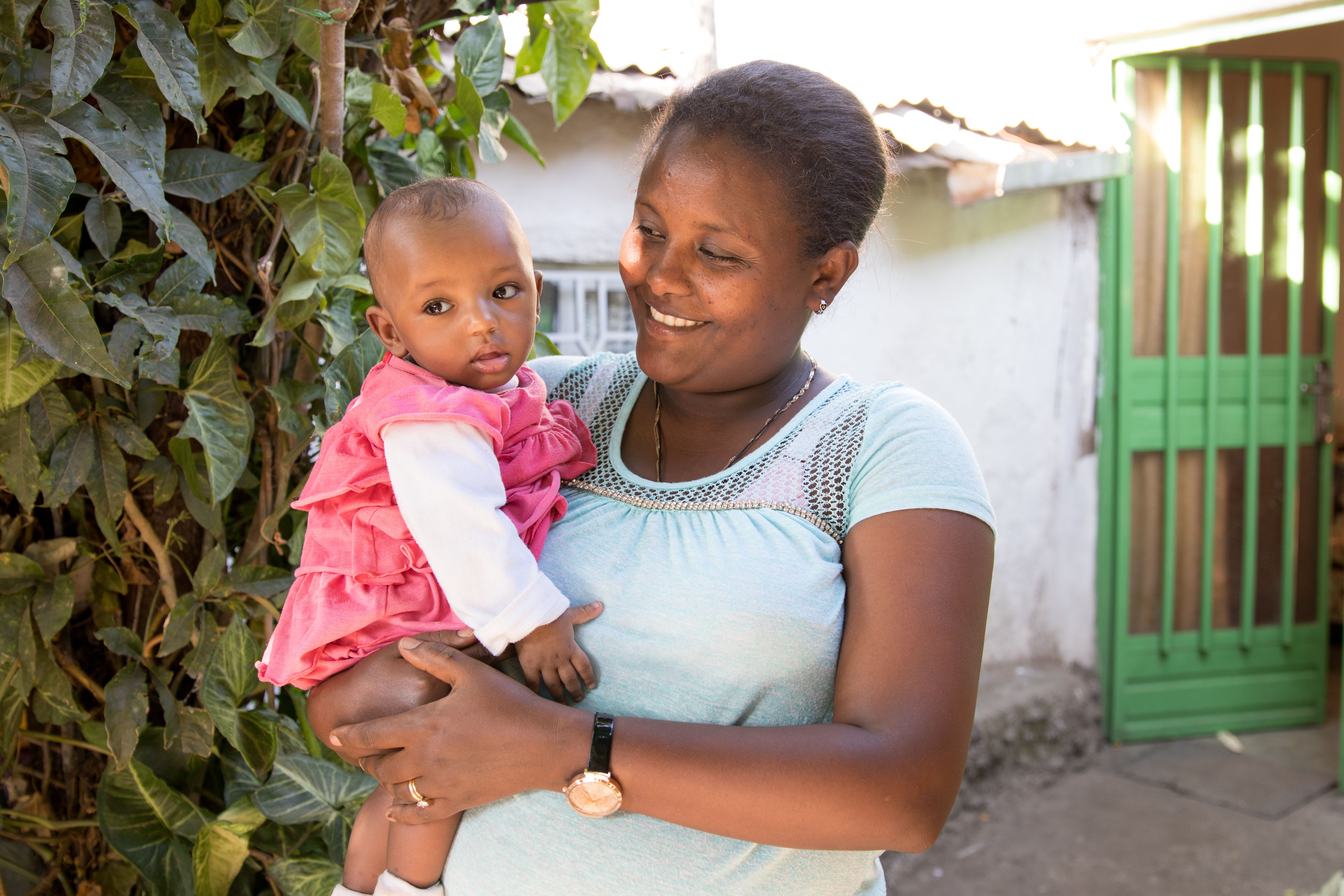 Helping mothers and babies survive - Laerdal - One Million Lives