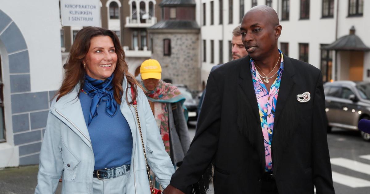 Er det fritt fram å mobbe folk fordi de tilhører kongefamilien ...