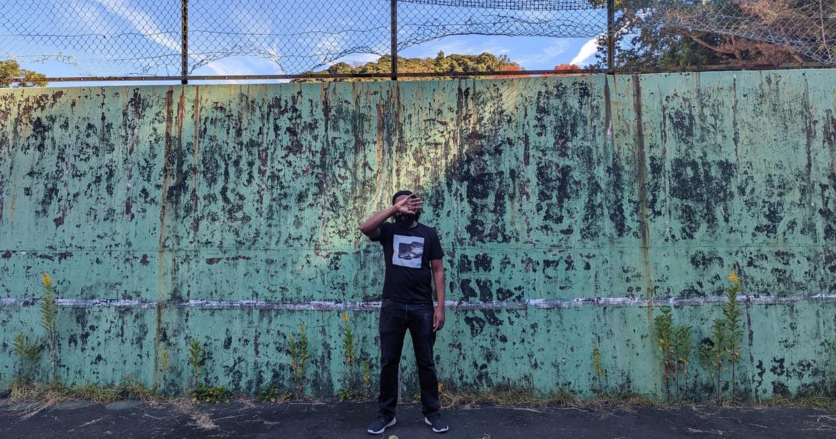 Mann og maske | Klassekampen