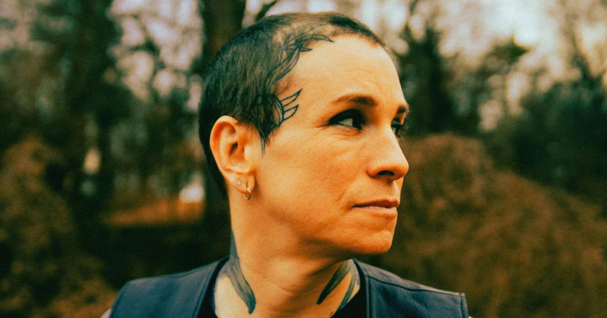 Hull i hodet | Klassekampen