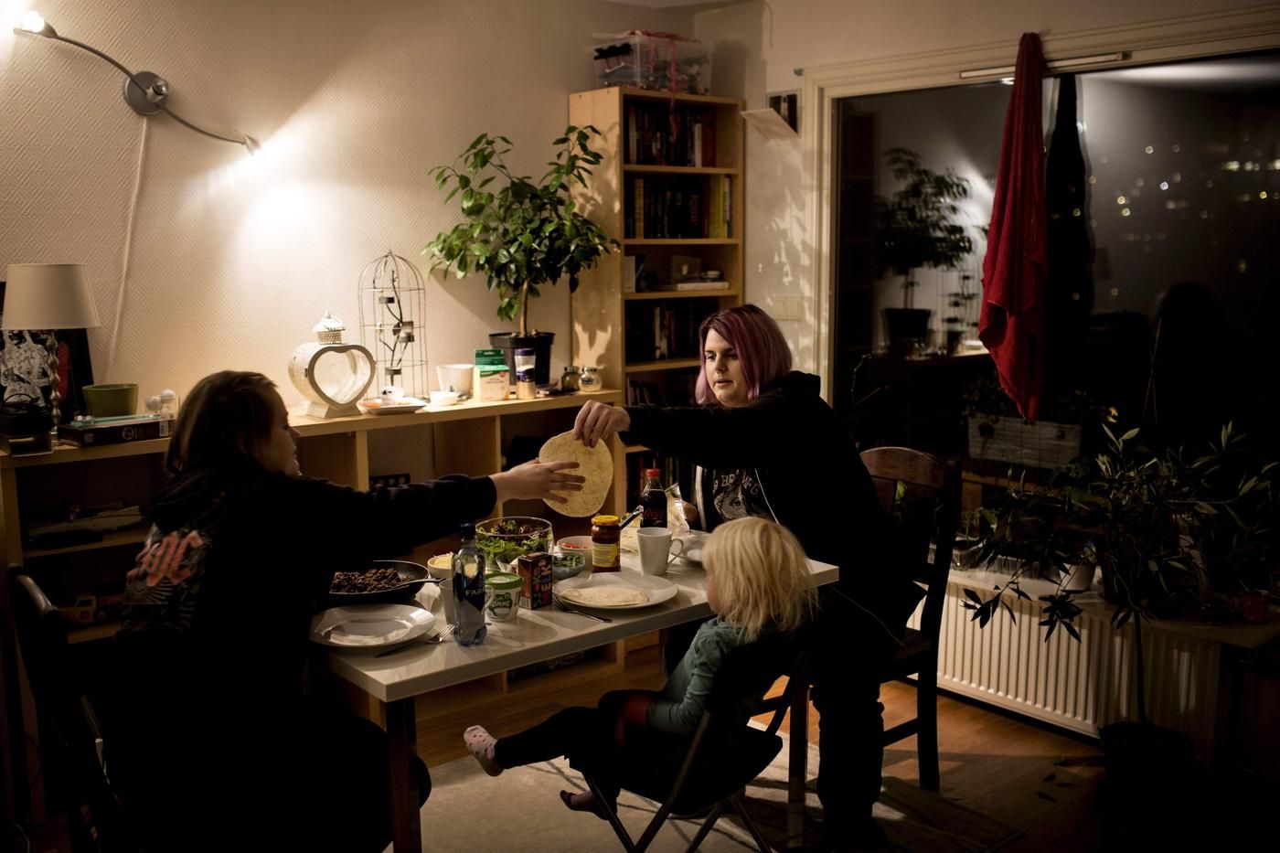 Handke og hansken | Klassekampen