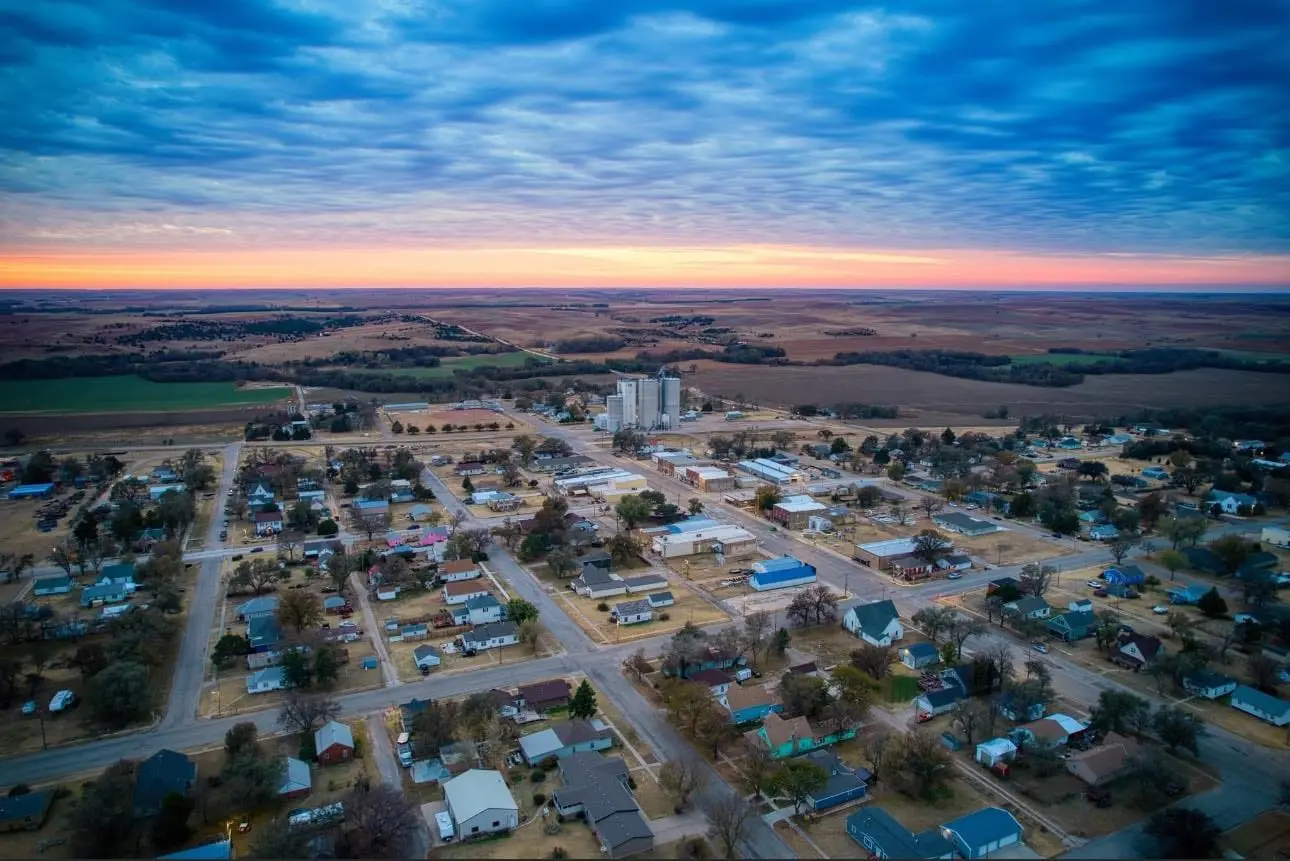 Northwest Kansas Housing Guide - MakeMyMove