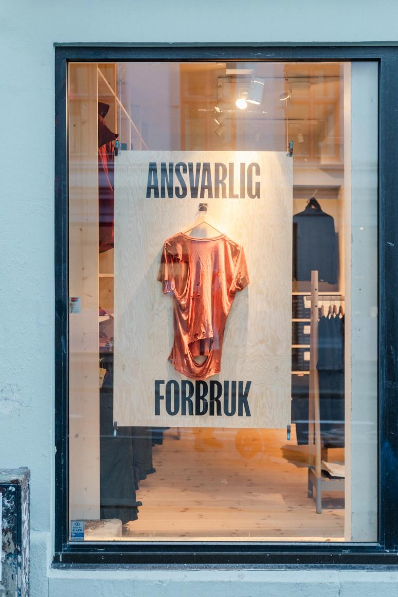 Wool vest for women and men – Northern Playground