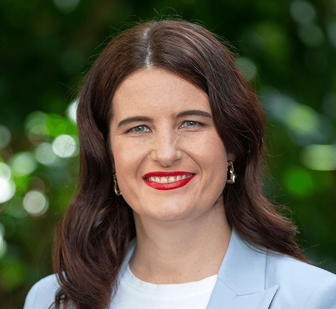 Stephanie Rodgers's Instagram, Twitter & Facebook on IDCrawl