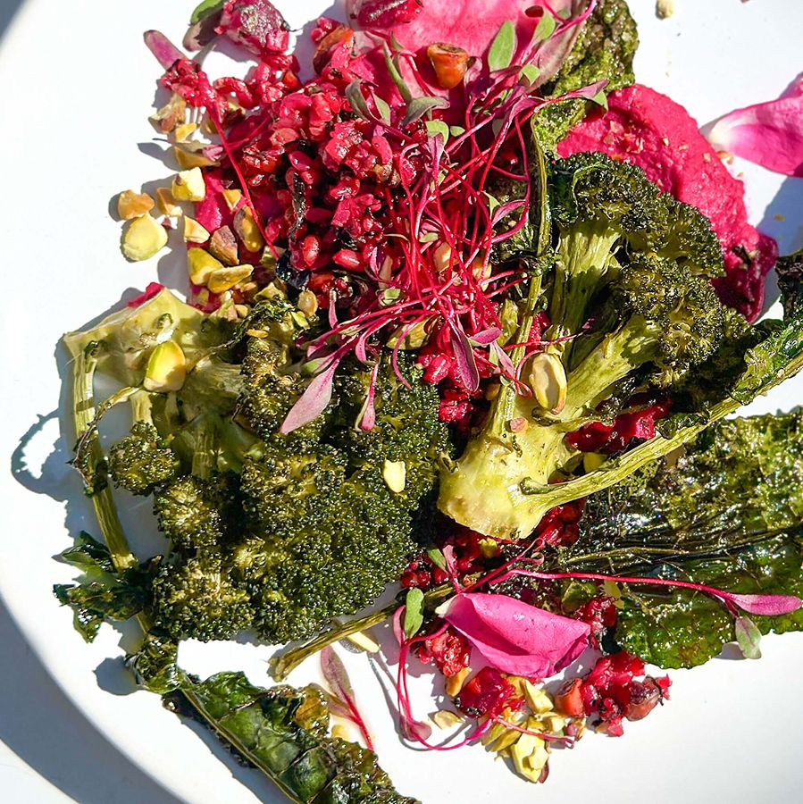 Royal Roasted Broccoli Crowns | Sakara Life