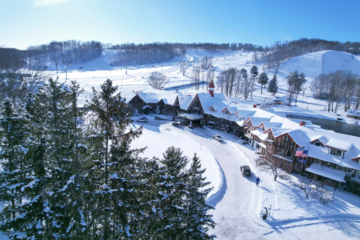 NASTAR Racing on Select Saturdays & Holidays | The Highlands