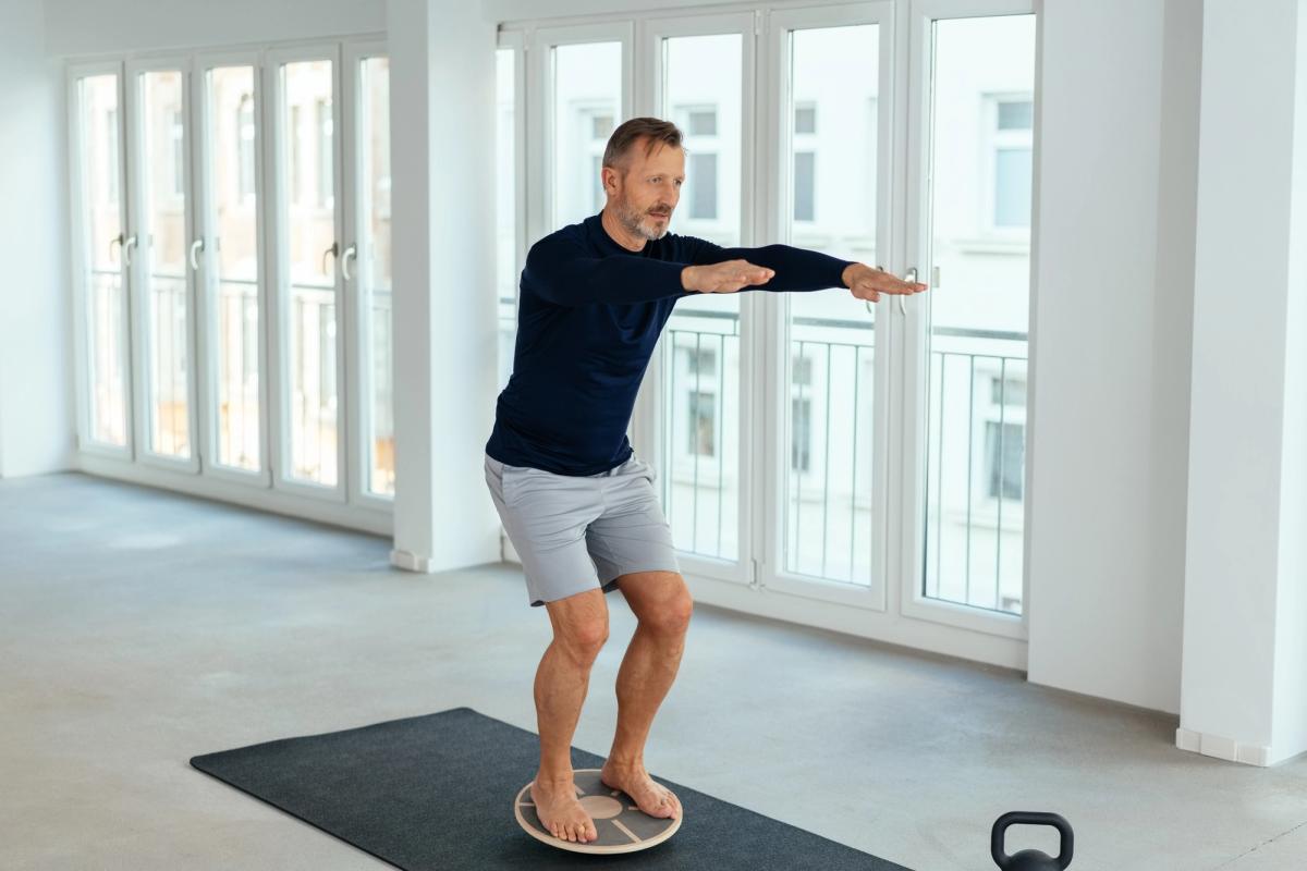 Balance Training for Bulletproof Ligaments and Muscles | Gymbird