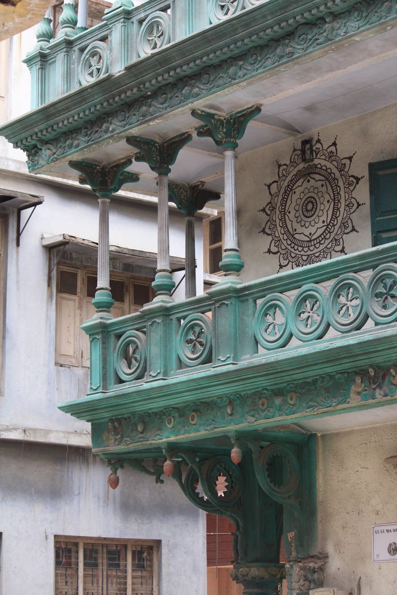 Exploring Ahmedabad with the city's up and coming creative illustrators ...