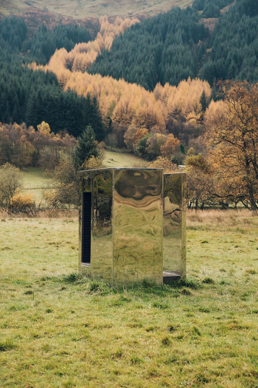 Mirrored Lookout at Loch Voil - Haarkon