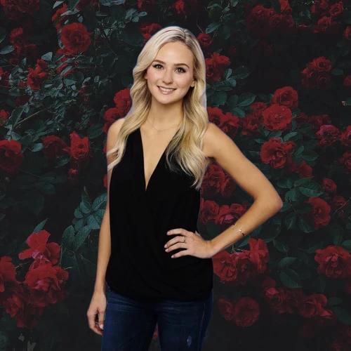 Lauren Bushnell | The Bachelor | Contestant Bio