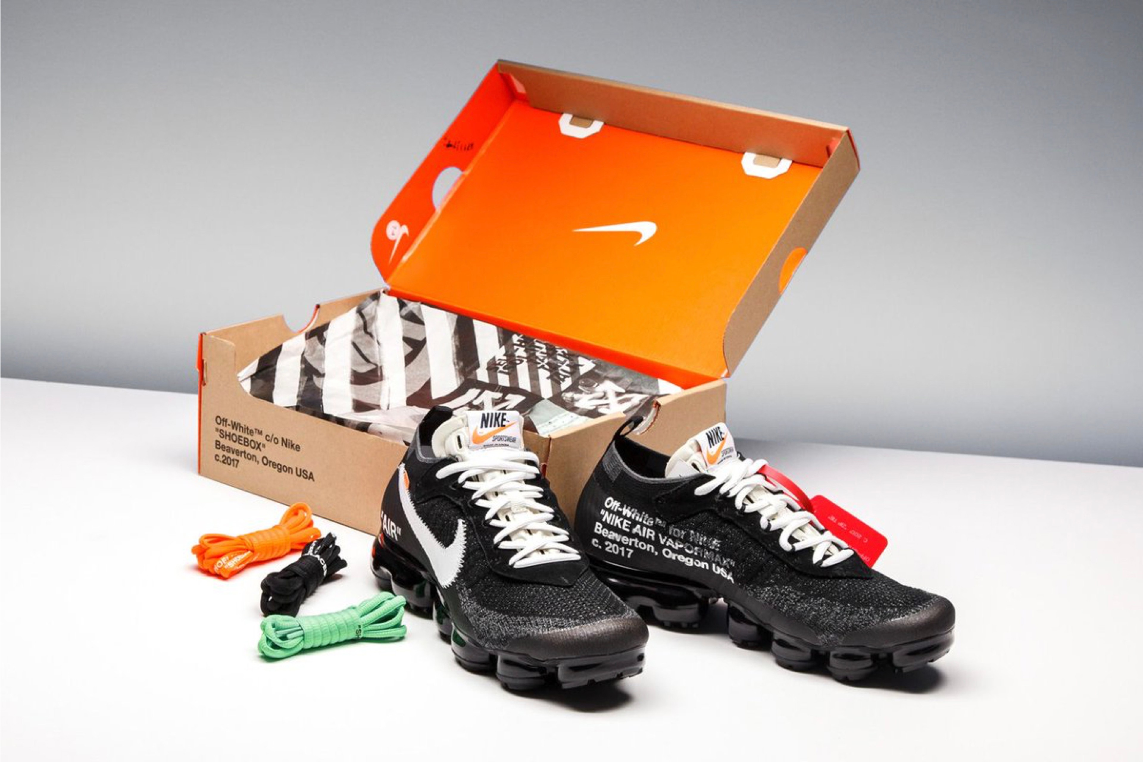 Image courtesy sneakerbardetroit.com