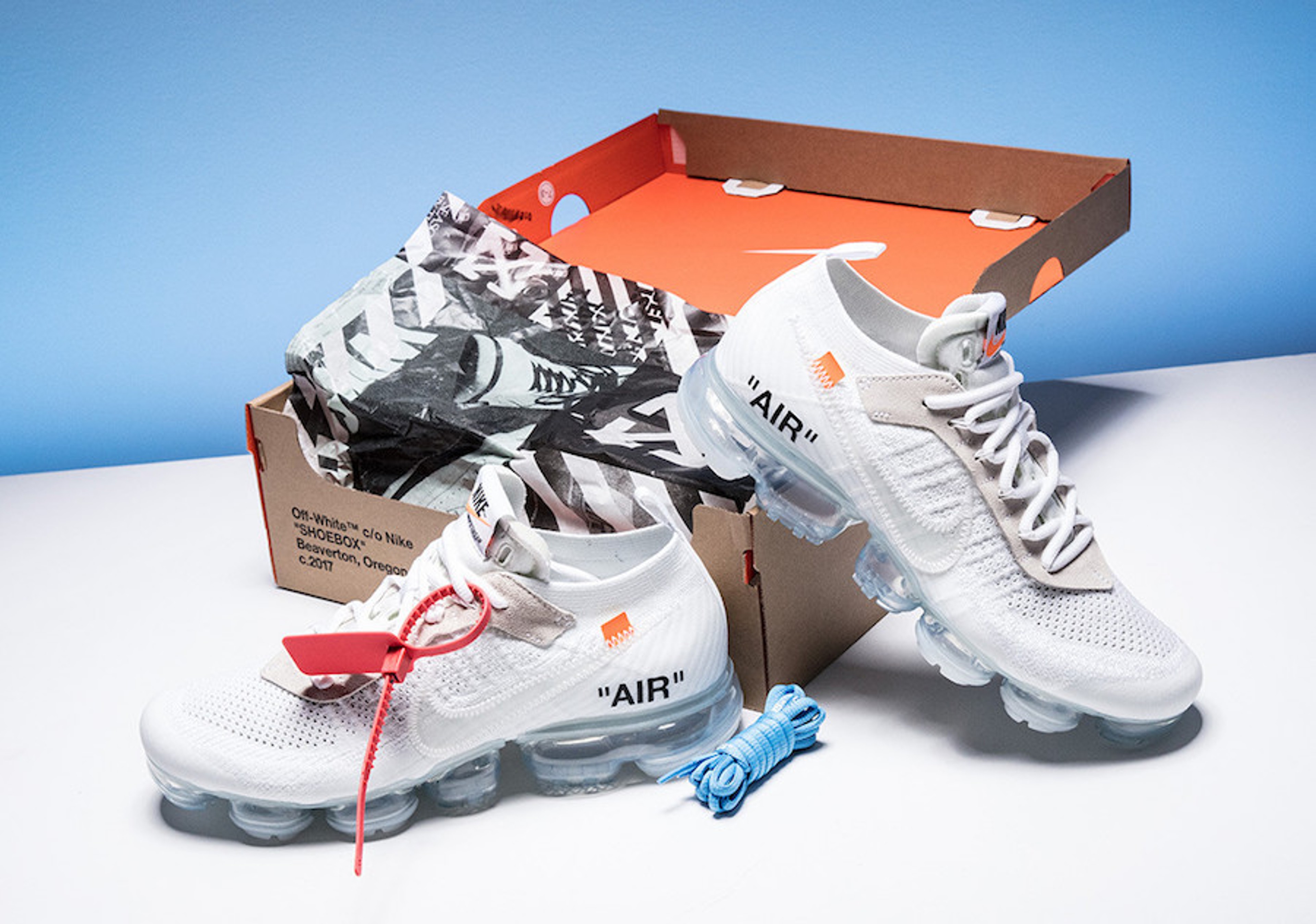 Image courtesy sneakerbardetroit.com
