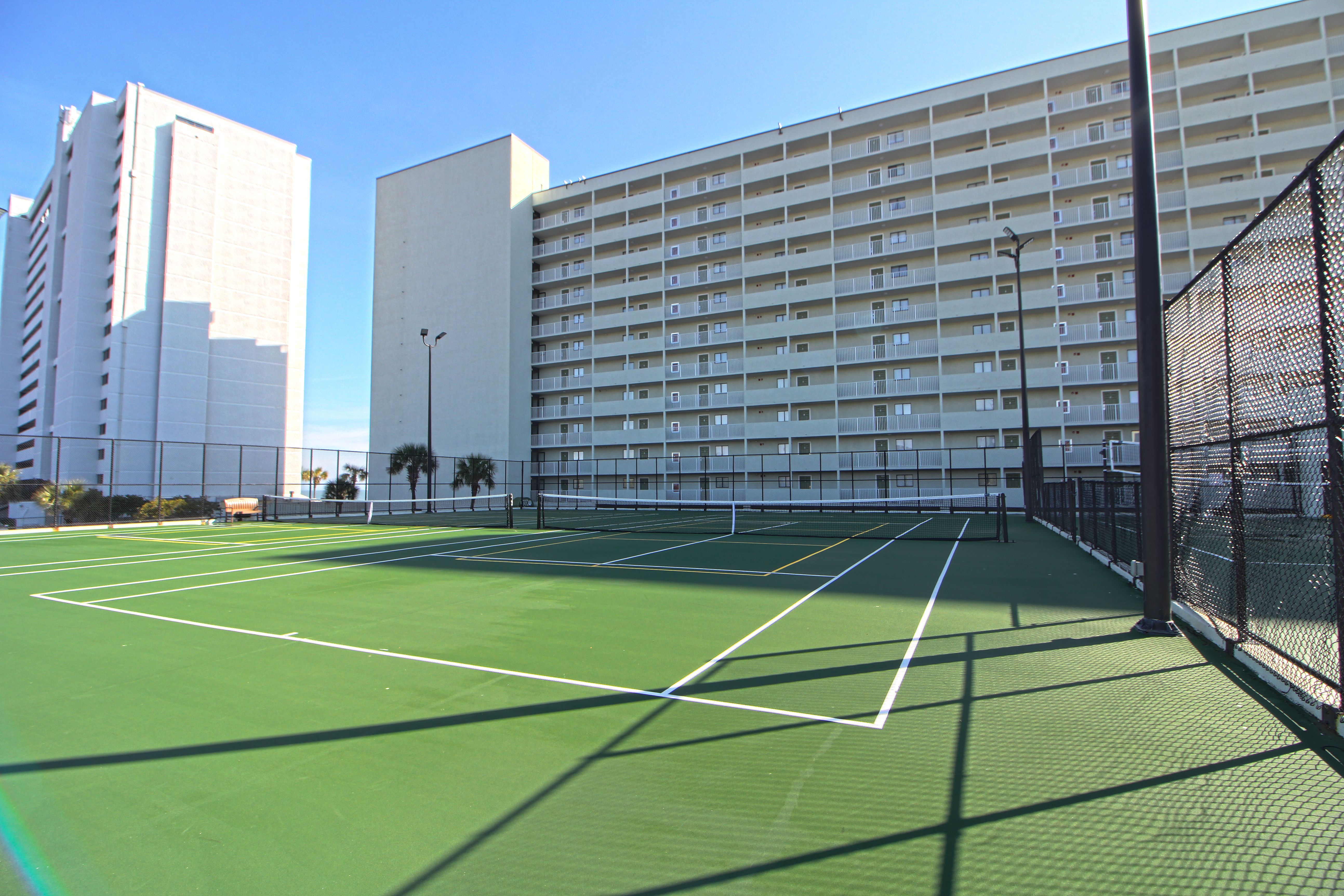 Resort Amenities | Sands Beach Club