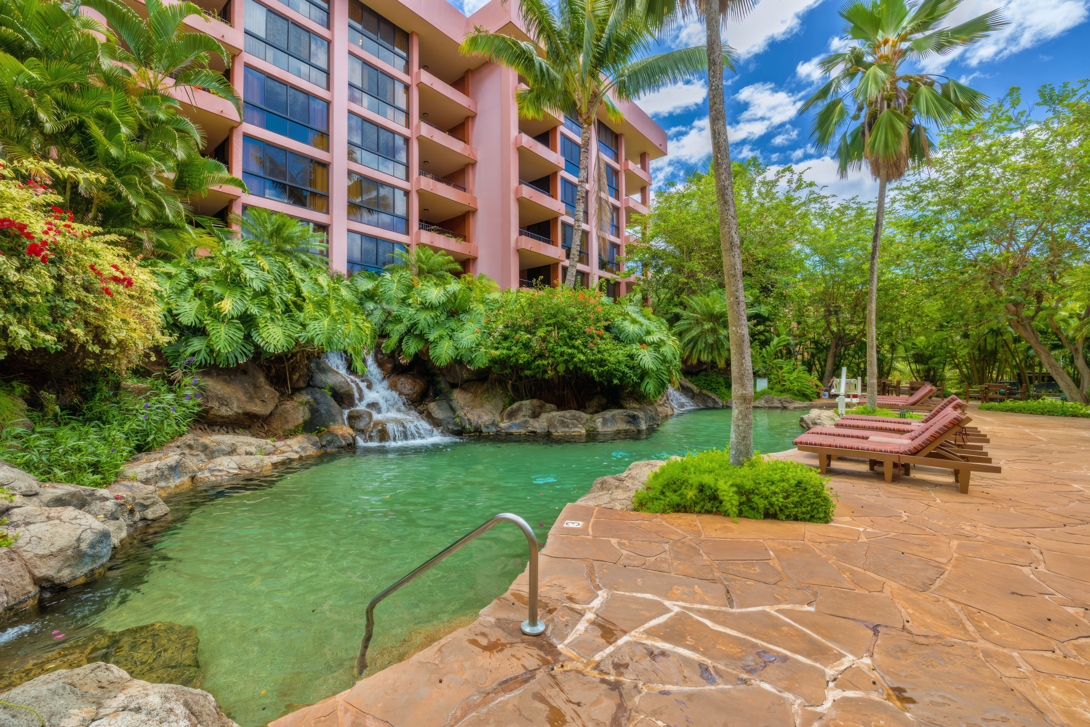 Homepage | Kahana Falls