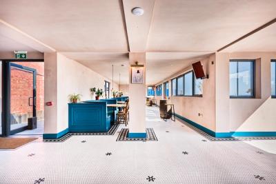 Shesells Seashells | Folkestone Harbour Arm