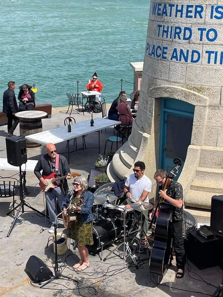 The Diane Dunn Trio @ The Tasting Rooms | Folkestone Harbour Arm