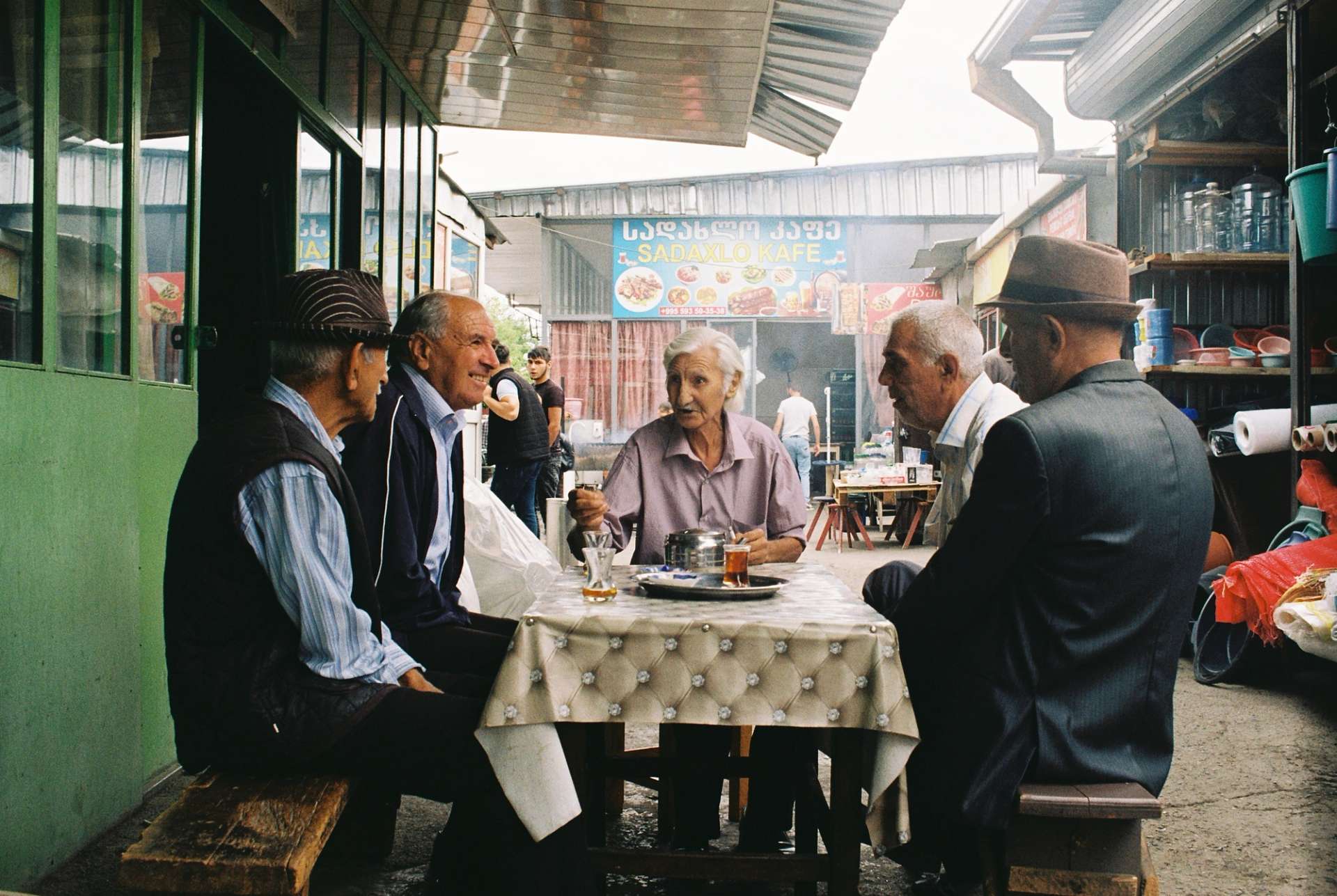 Tracing Common Spaces – KoozArch