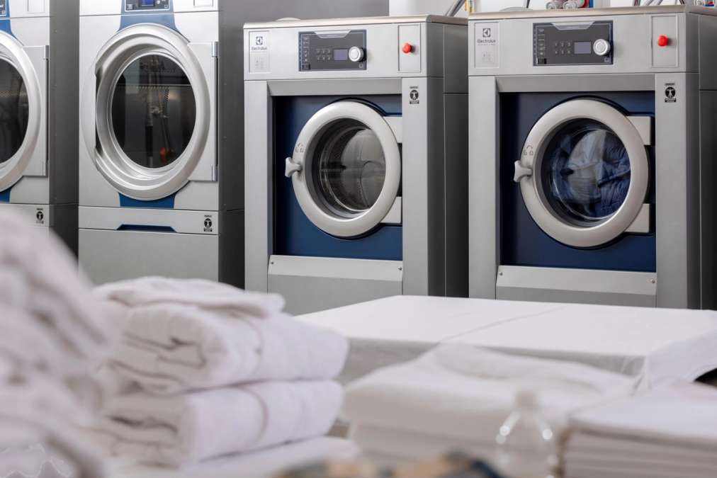 Commercial Washing Machines Manchester, Liverpool & North West | Shaw's ...