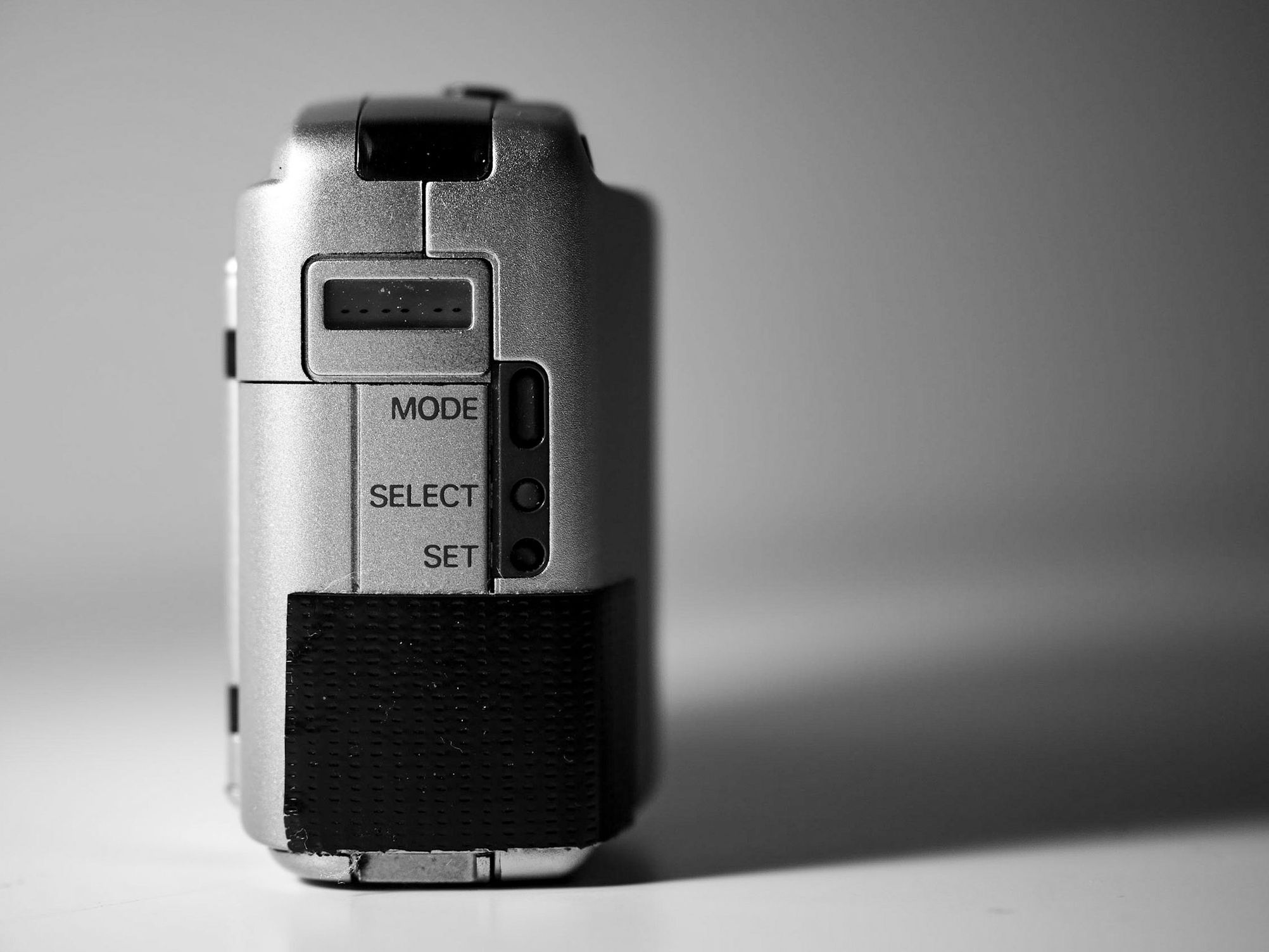 Ricoh R1 / R1S / Rollei Prego Micron Compact Film Camera Review - 50mmF2