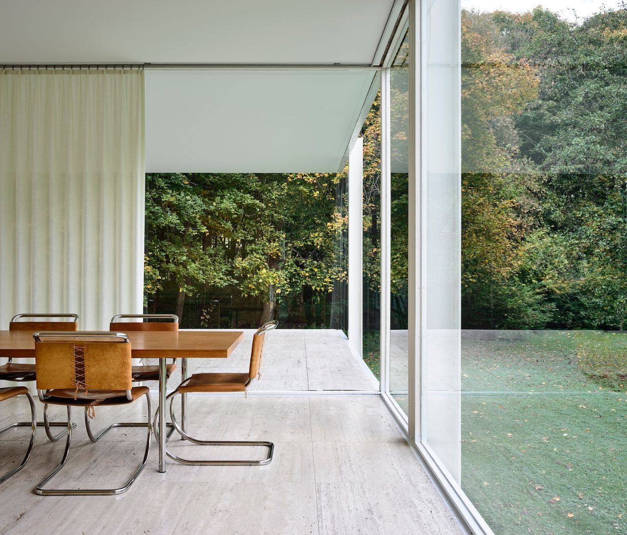 Michelangelo Sabatino on the Edith Farnsworth House - Design Miami ...