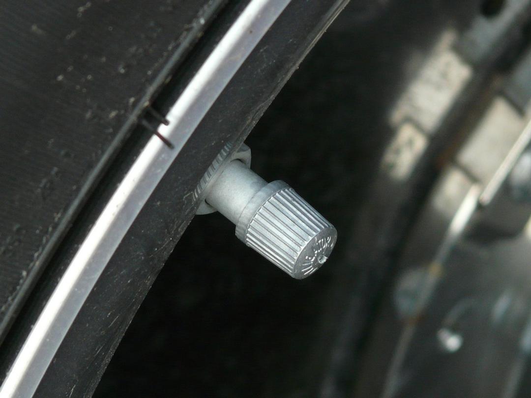 How To Save Gas: 10 Fuel Efficiency Tips | carVertical
