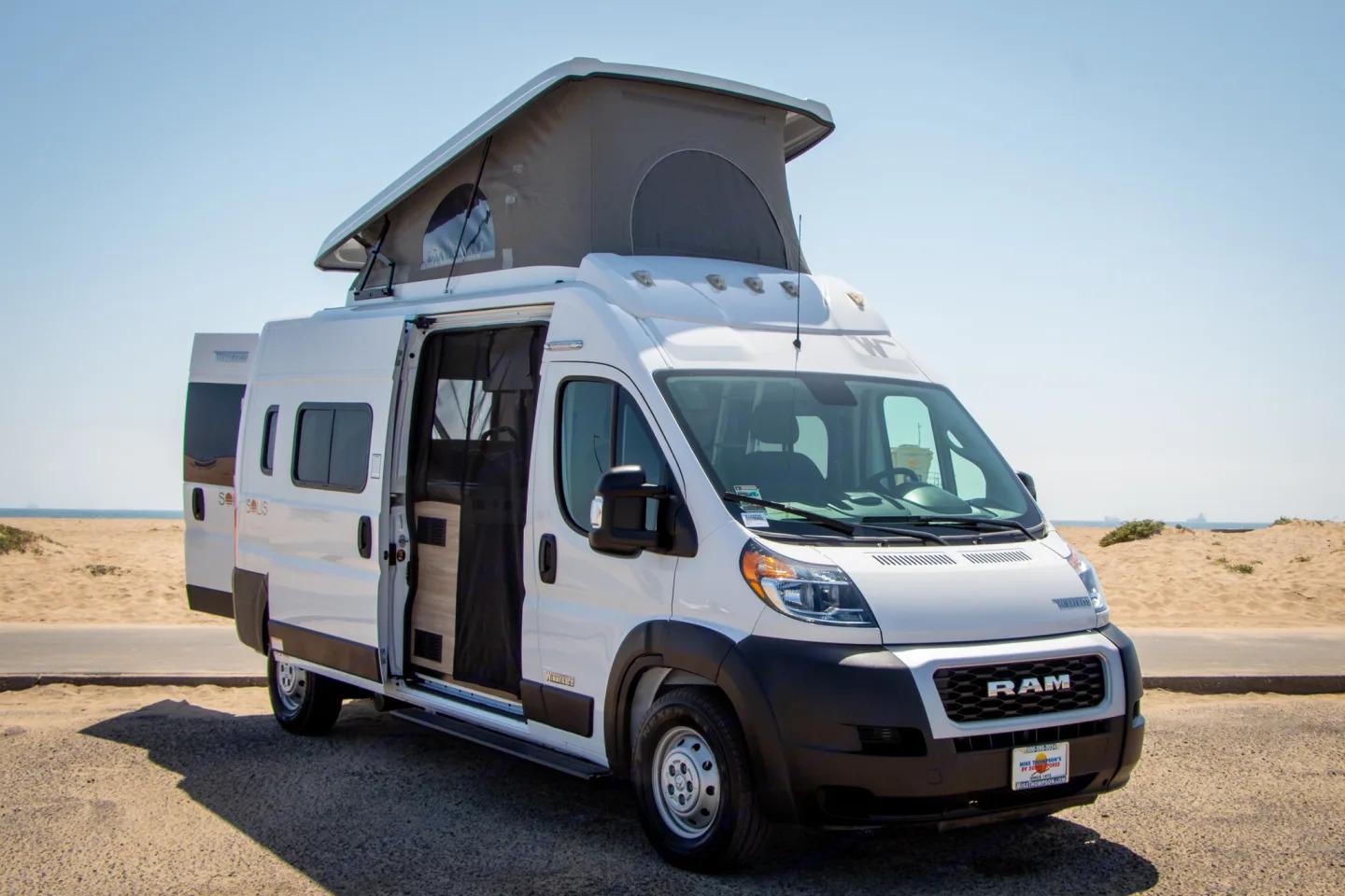 Why We Love Winnebago’s New All-Electric Campervan - Innovative RVing ...