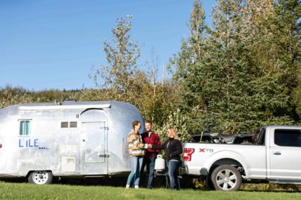 Best Travel Trailers for Couples - Top Picks for Comfort & Style | Roamly