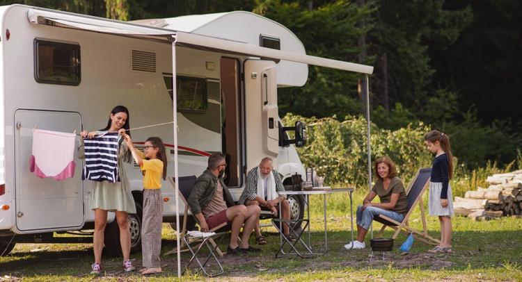 Living in a Class C RV: Complete 2025 Guide | Roamly | Roamly