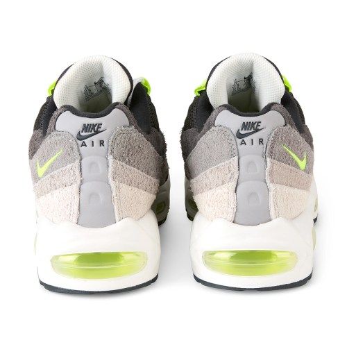 Legado invertido: Nike Air Max 95 OG "Reverse Neon" | SneakerHouse