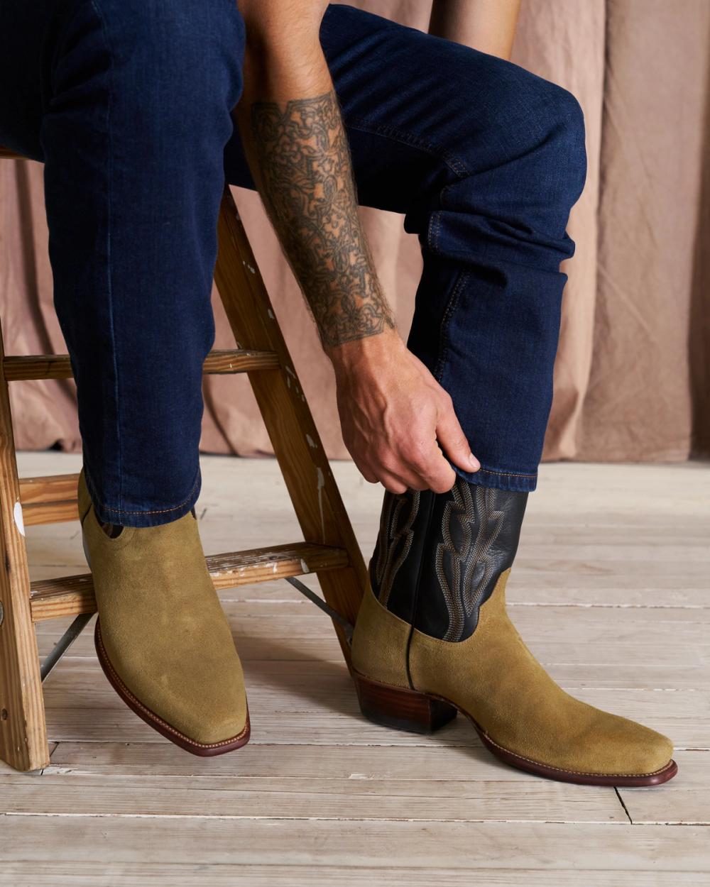 The Warren - Camel / Midnight | Tecovas