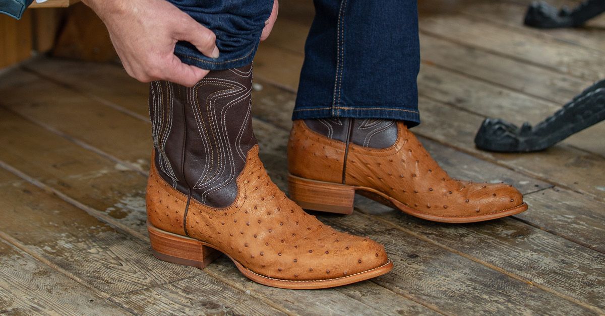 How Should Cowboy Boots Fit? Guide for Comfort | Tecovas