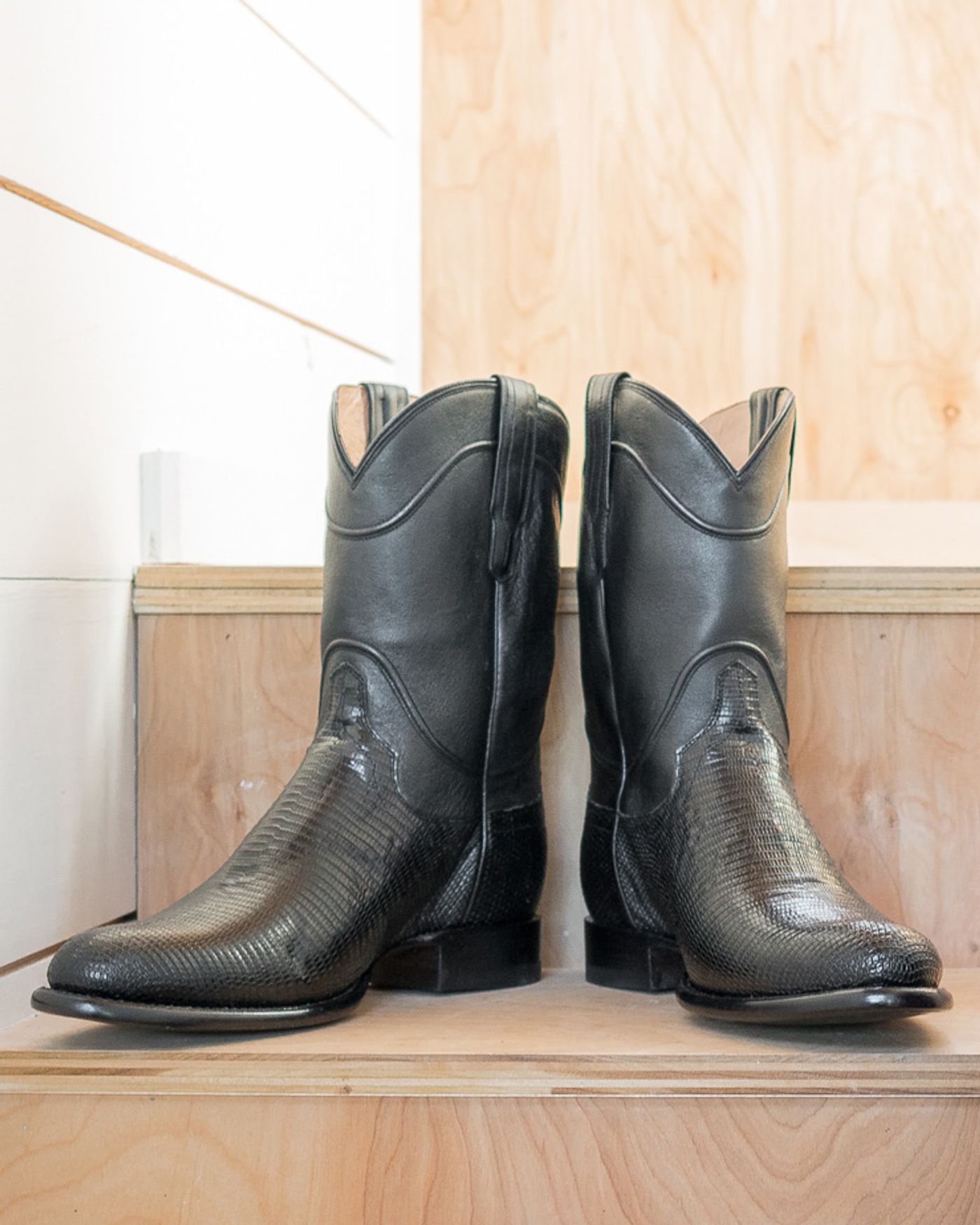 The Nash in Midnight Lizard - Men's Roper Boot | Tecovas