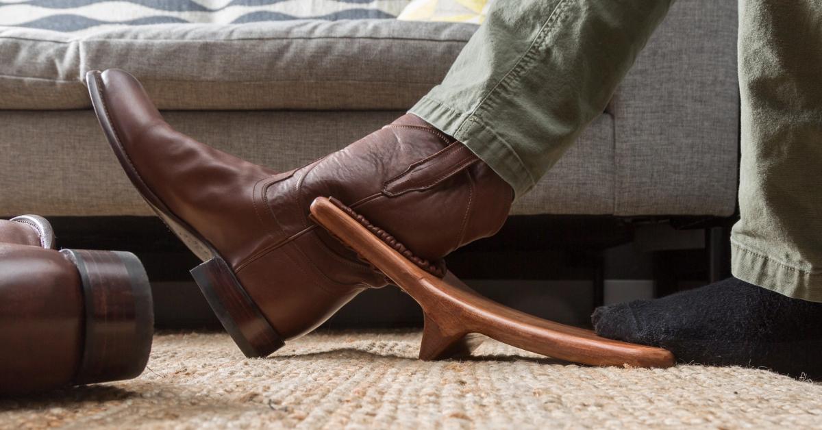 What is a Boot Jack? [Beginner's Guide] - Tecovas | Tecovas