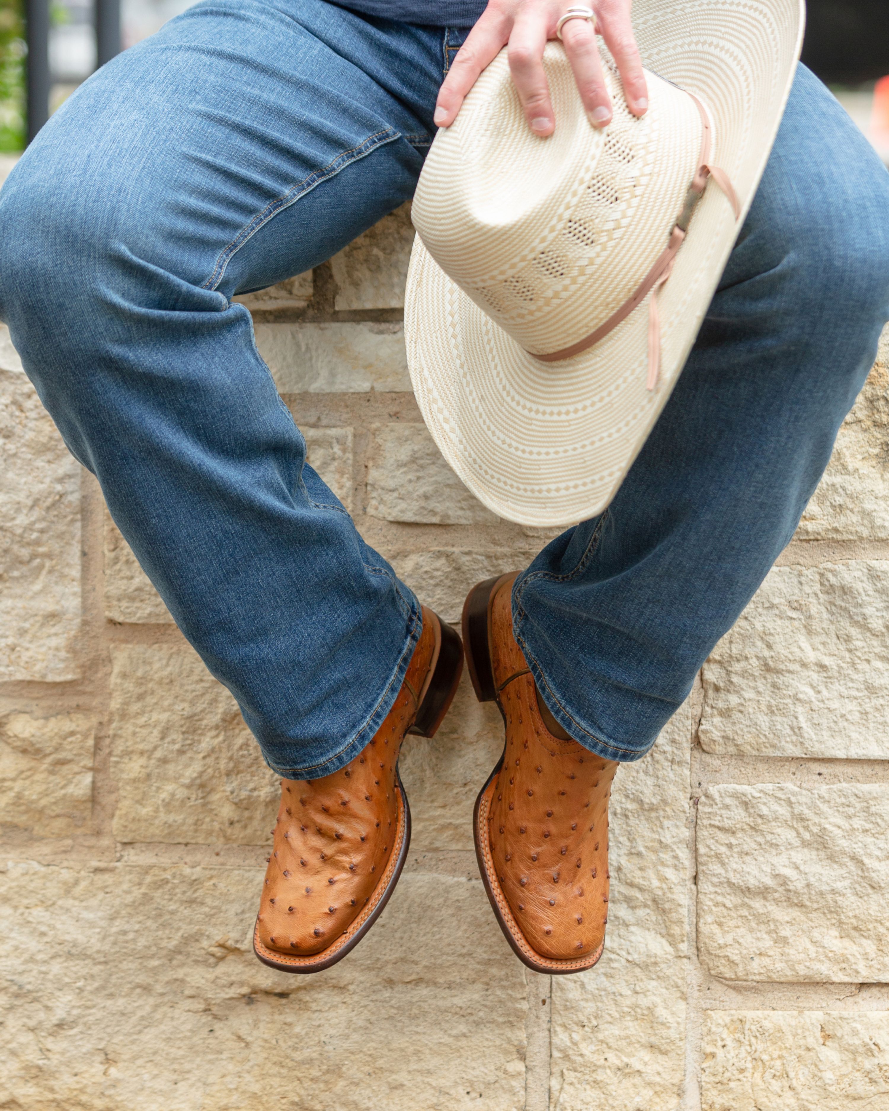 D vs. EE-Width: Cowboy Boot Widths Explained | Tecovas