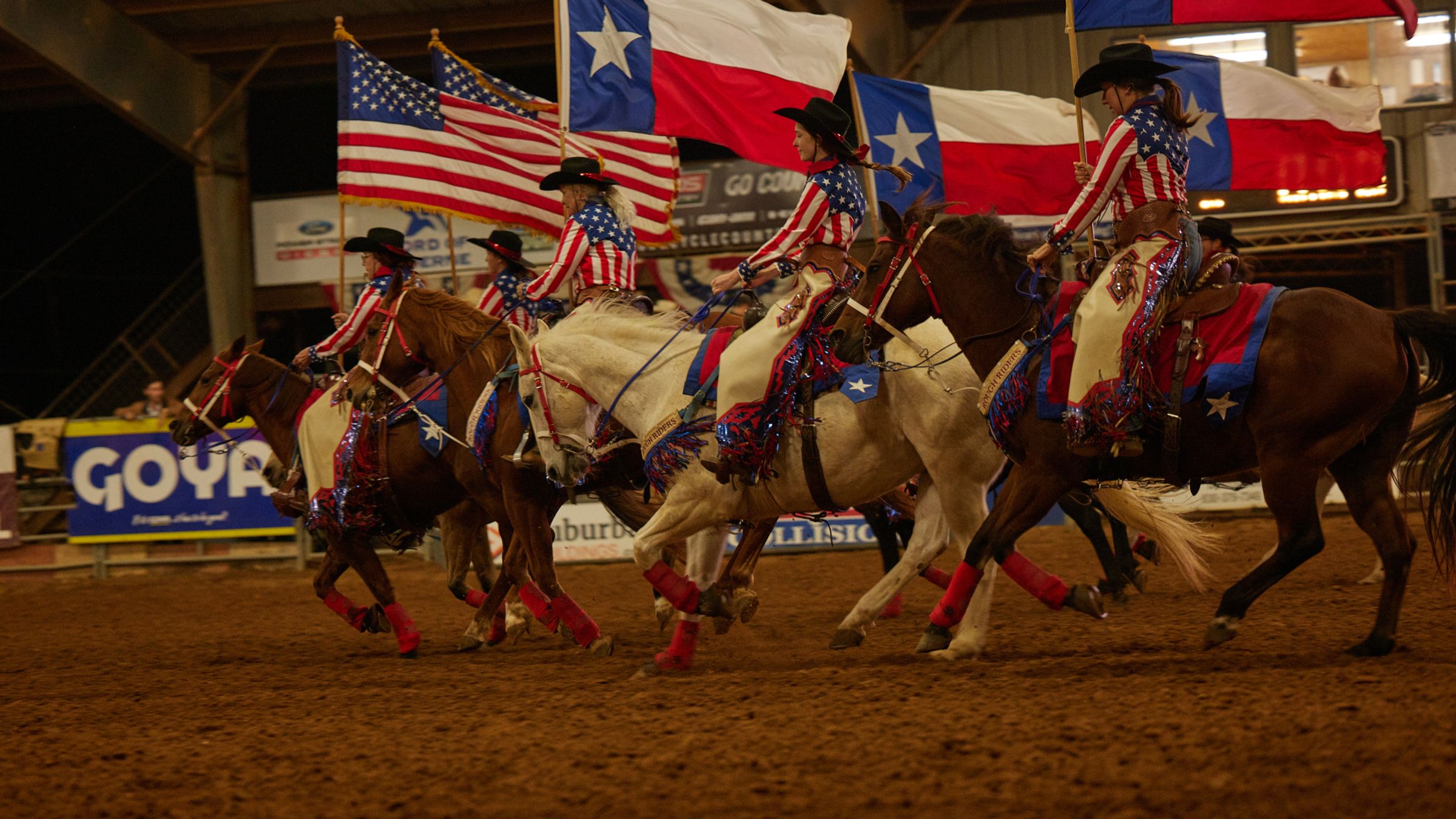 What to Wear to a Rodeo: Men & Women’s Style Guide | Tecovas