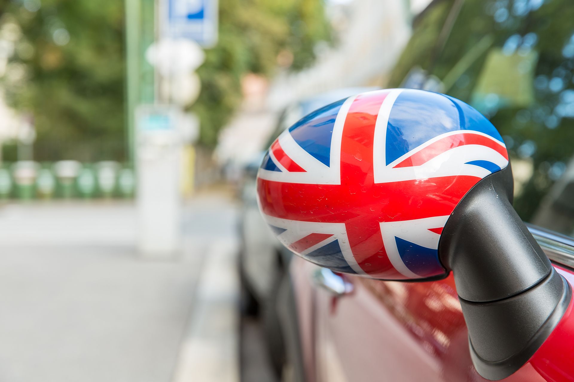 Benefits of Shopping Local with Car Finance Providers in the UK