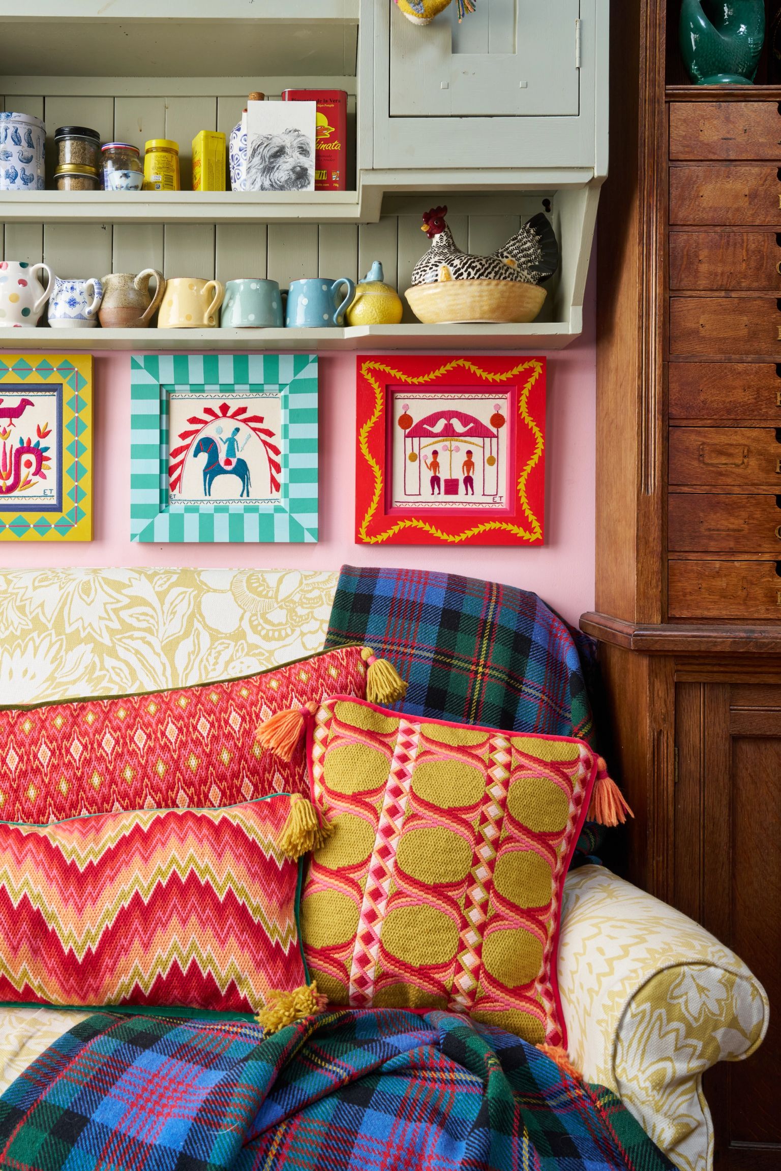The colourful world of Josef Frank