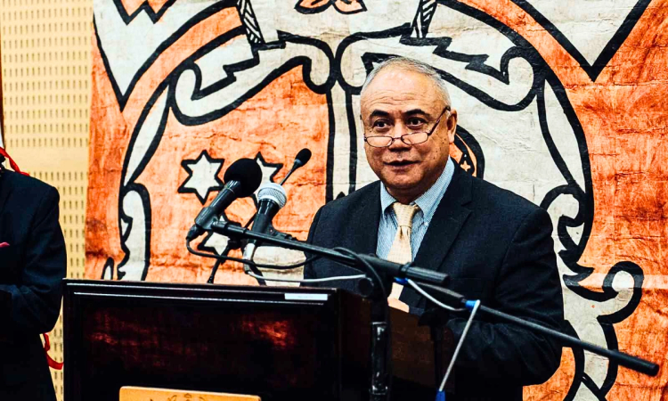 Miss Sāmoa Litara Ieremia-Allan is crowned queen of the Pacific Islands