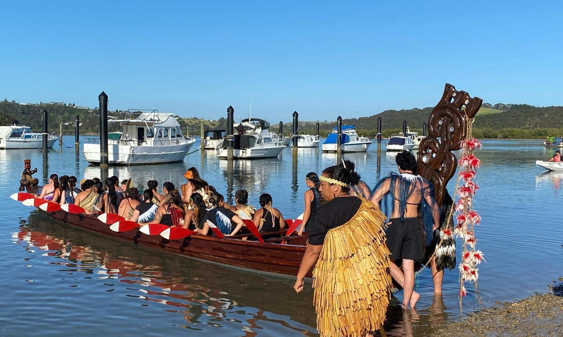 Waitangi Day: Thousands gather for Waitangi Day commemorations