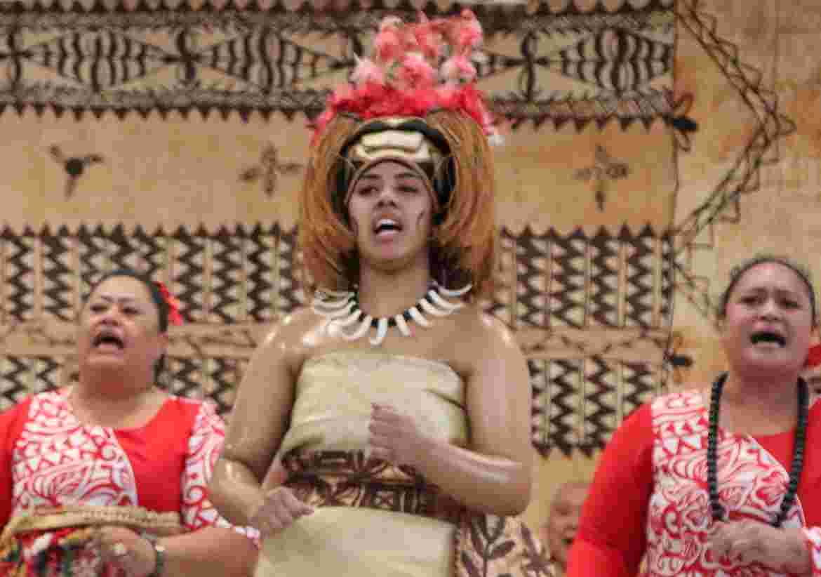 Samoan youth go back to their roots for sake of next generation