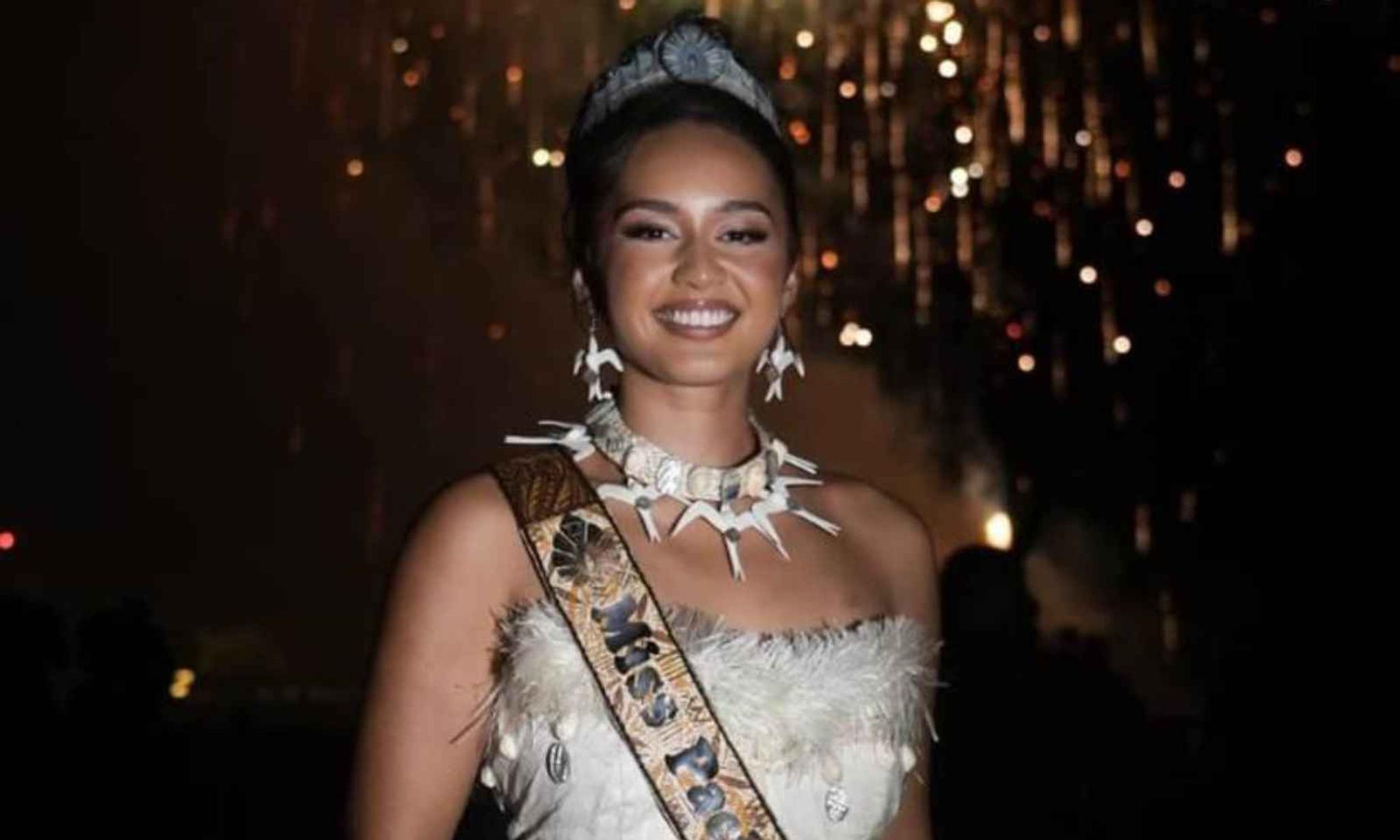 Like mother, like daughter: Miss Samoa makes history repeating mum's feat
