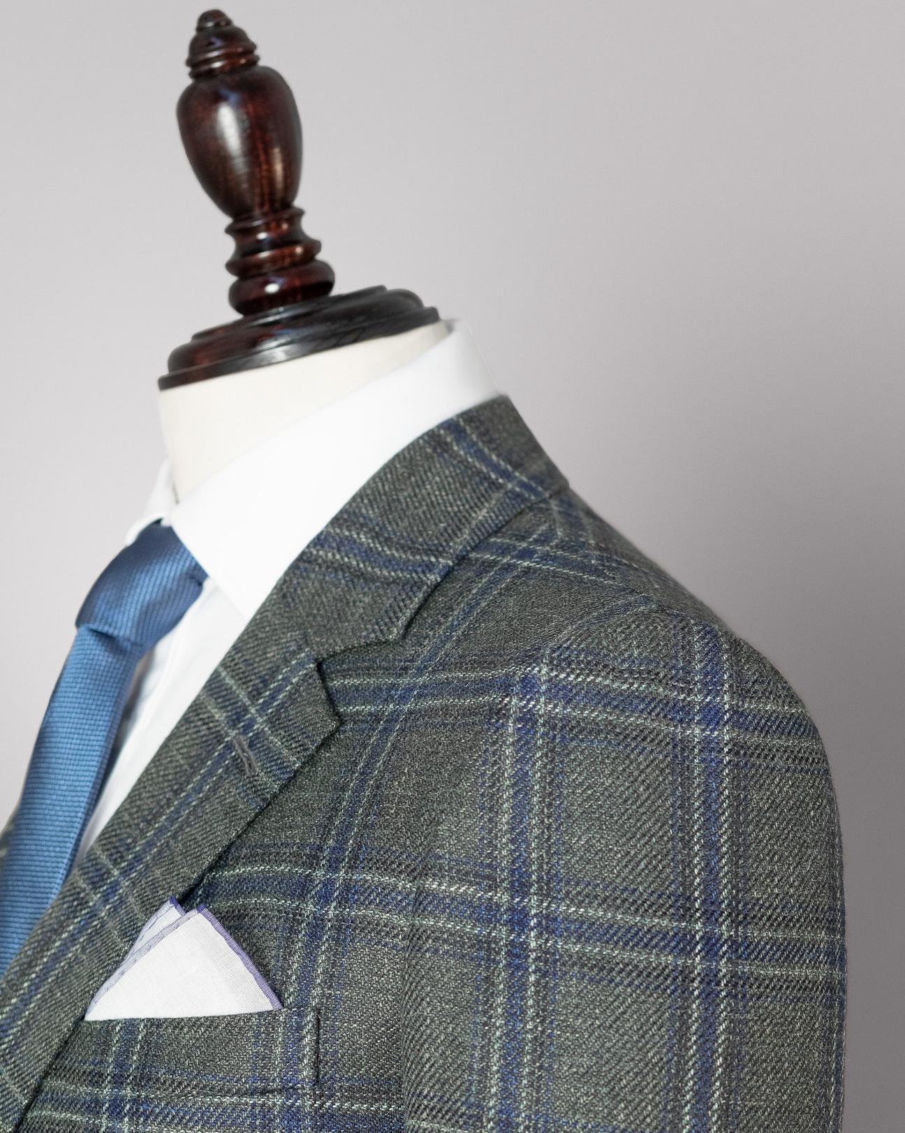 A Gentleman’s Guide to Buying a Suit — with Henry Poole | The Gentleman ...
