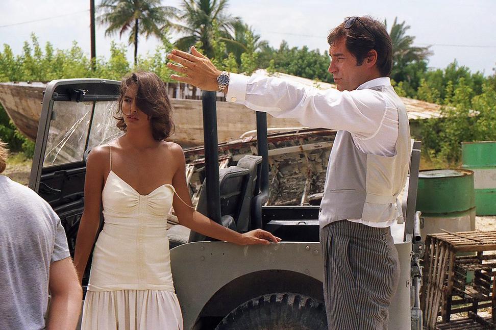 Here's every island James Bond has ever visited (fictional or otherwise ...