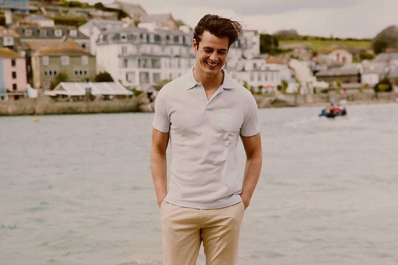 Dress like Daniel Craig's Bond this summer with a Sunspel polo shirt ...