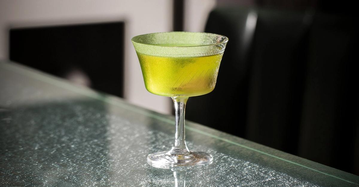 Cocktail of the Week: The Donovan Bar’s ‘Wilde Nights’ | The Gentleman ...