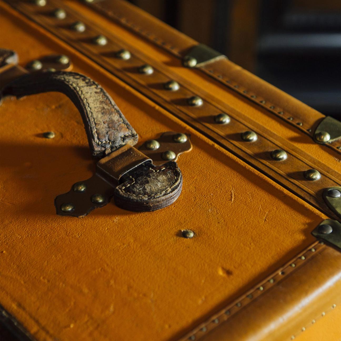 Introducing Menko ten Cate, the world's most prolific luggage collector ...