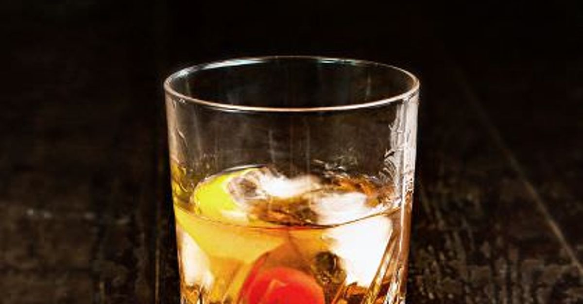 The Cocktail Recipes Every Gentleman Needs To Master | The Gentleman's ...